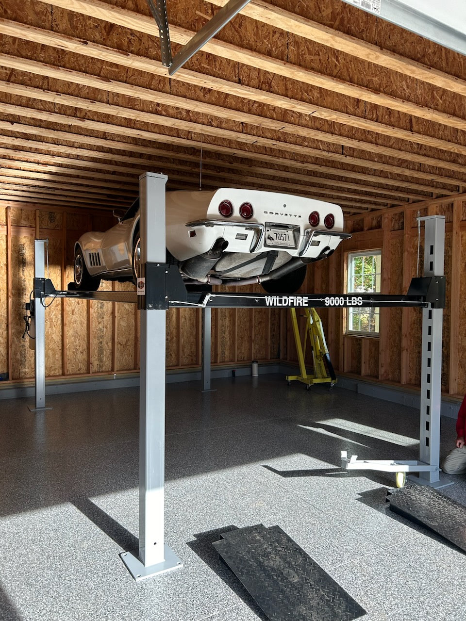 Wildfire Standard Lift | 9000 LBS | Four Post Lift – Wildfire Lifts